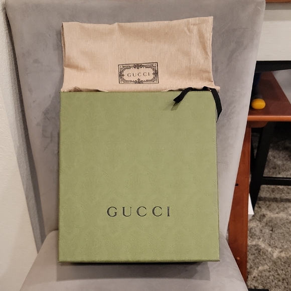 Gucci | Storage & Organization | Gucci Green Box With Dust Bag | Poshmark